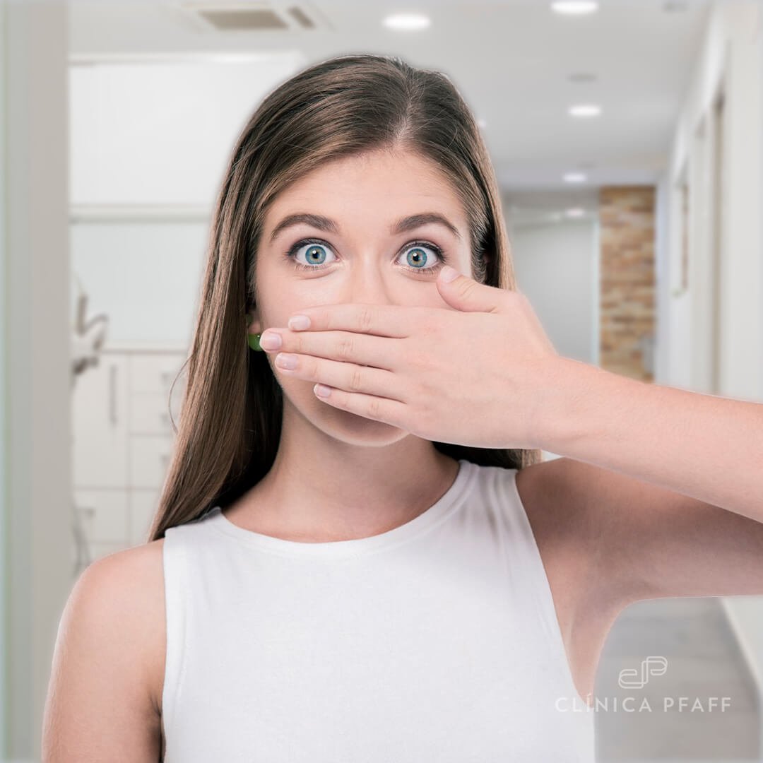 Cómo afecta el tabaco en tu salud bucal - Clínica Dental en Barcelona ...